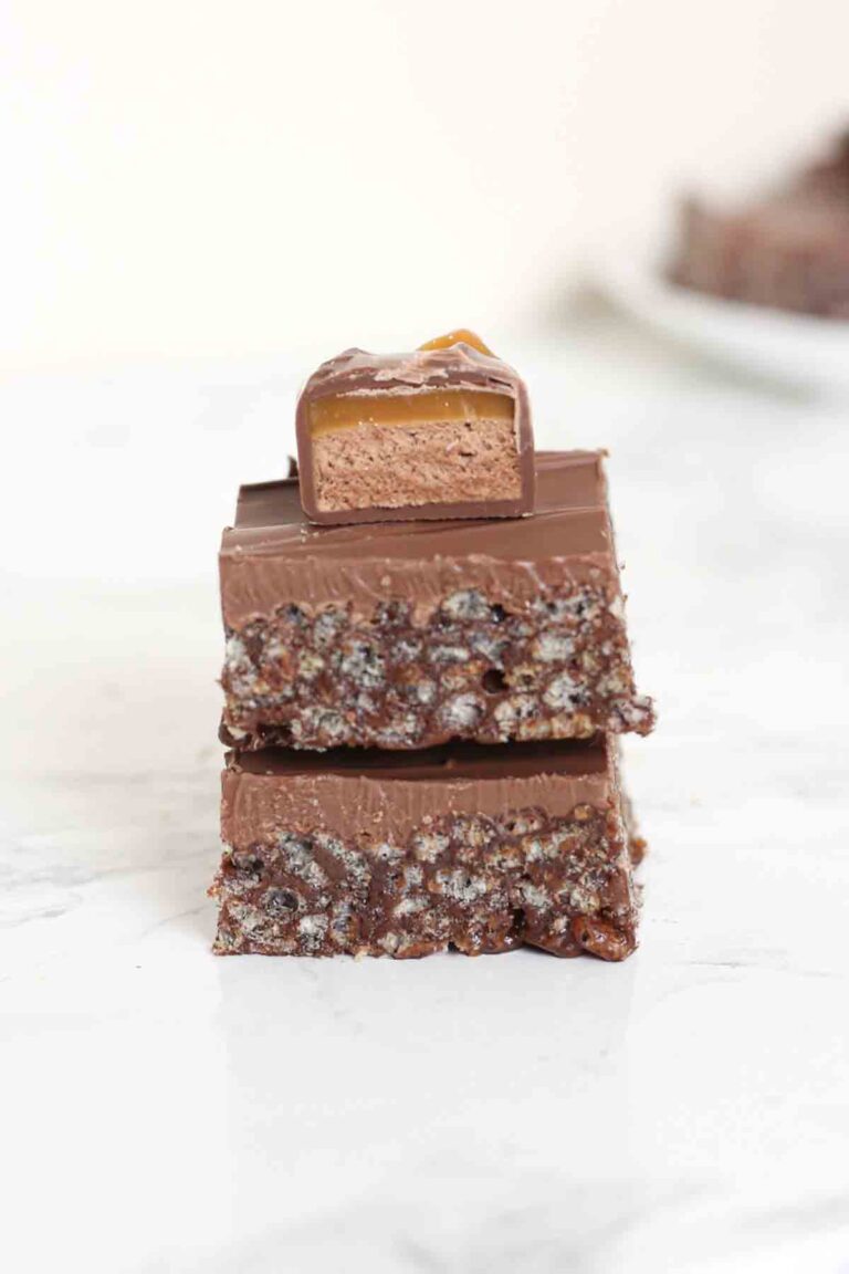 Mars Bar Traybake Cake (No-Bake Mars Bar Rice Krispie Squares ...