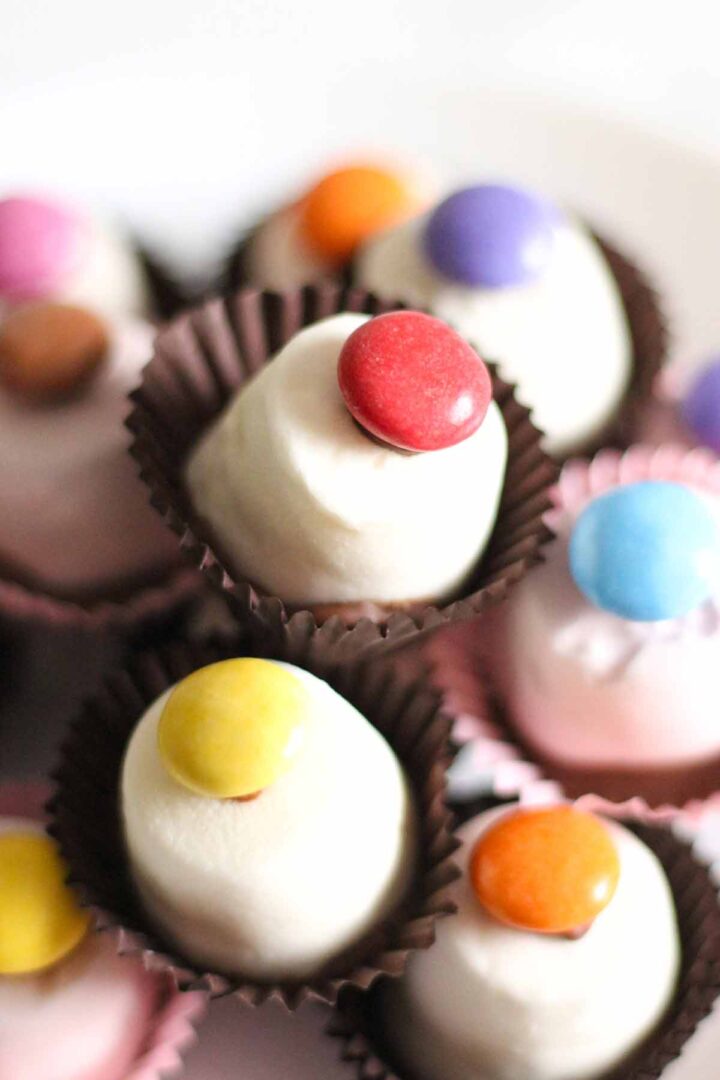 Marshmallow Top Hats