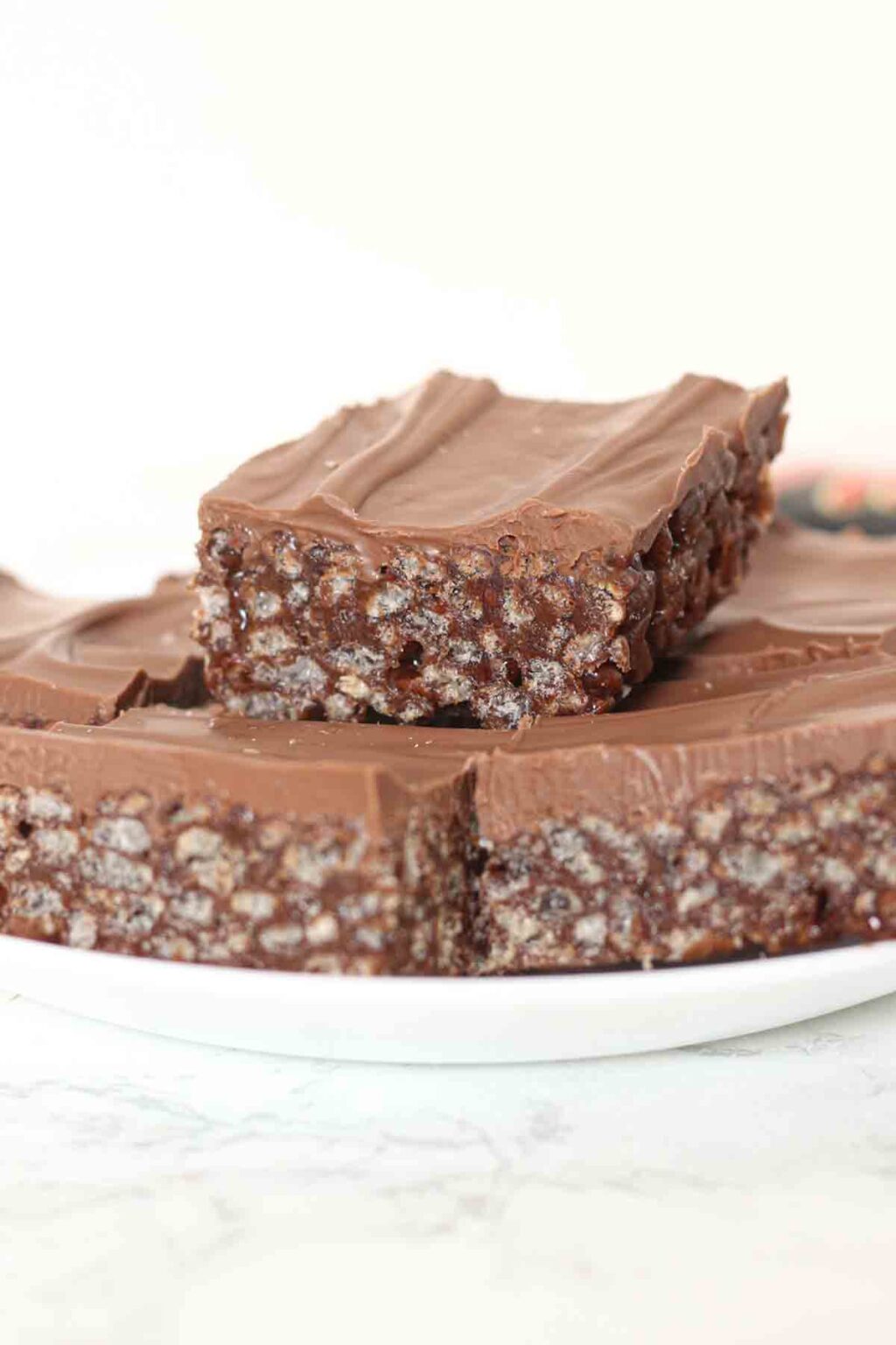 Mars Bar Traybake Cake (No-Bake Mars Bar Rice Krispie Squares ...