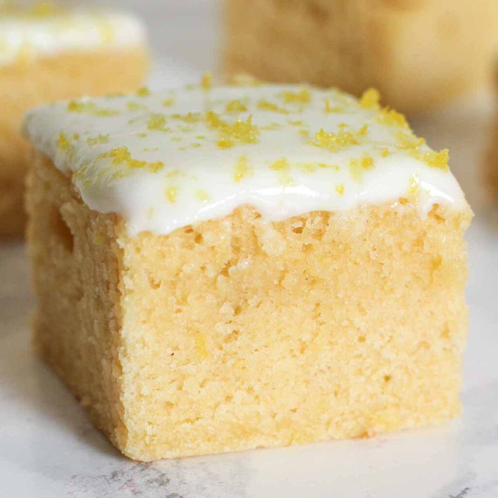 Lemon Drizzle Traybake Cake
