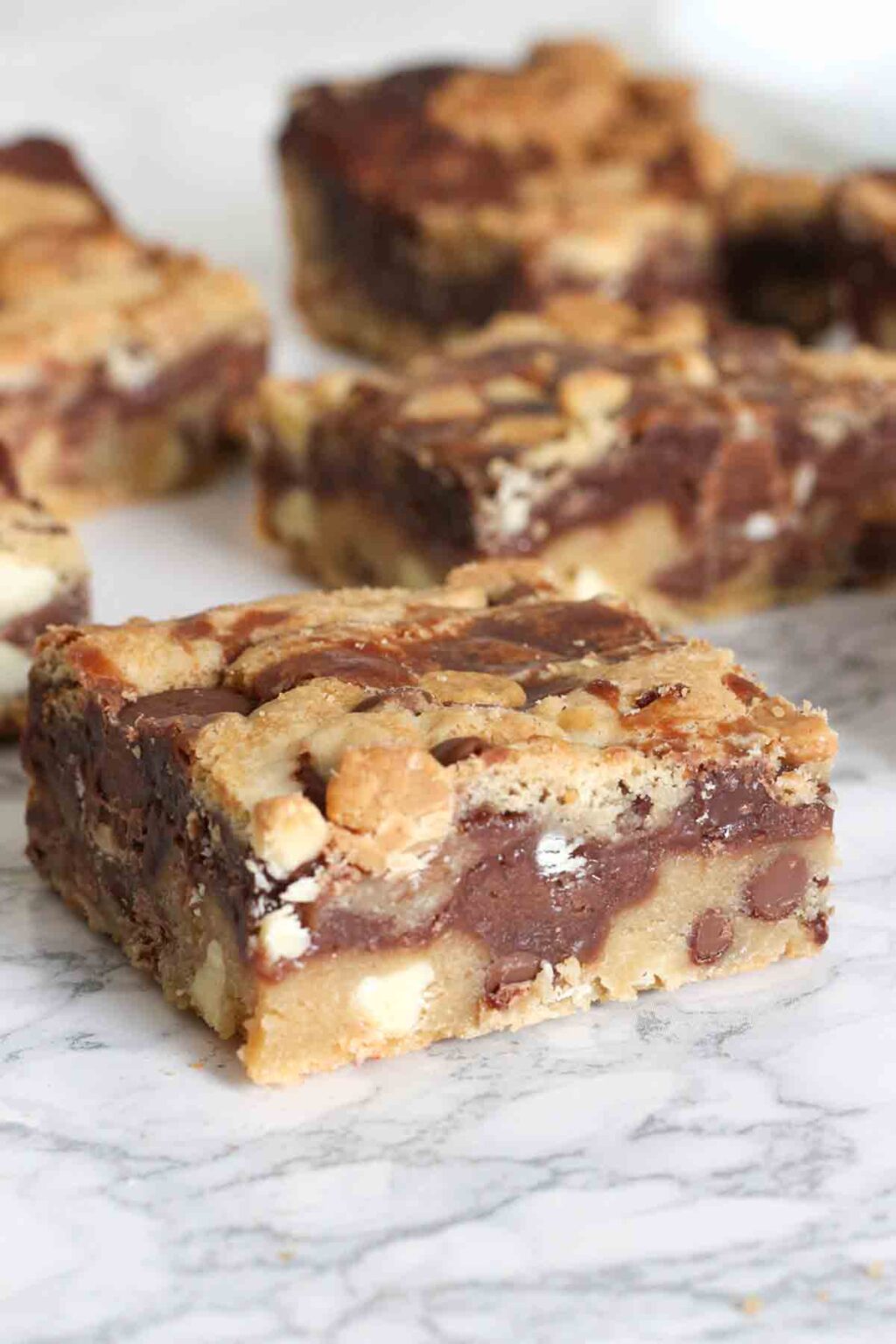 Moose Tracks Cookie Bars