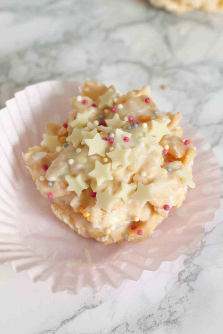 White Chocolate Cornflake Cakes