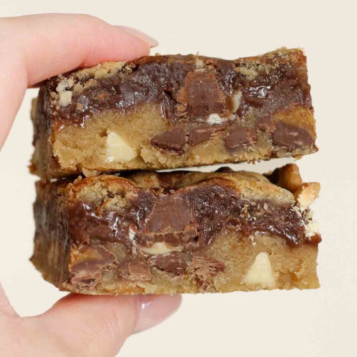 Moose Tracks Cookie Bars