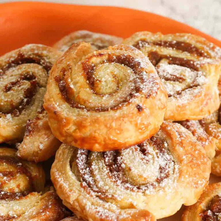 Pumpkin Pie Pinwheels With Puff Pastry
