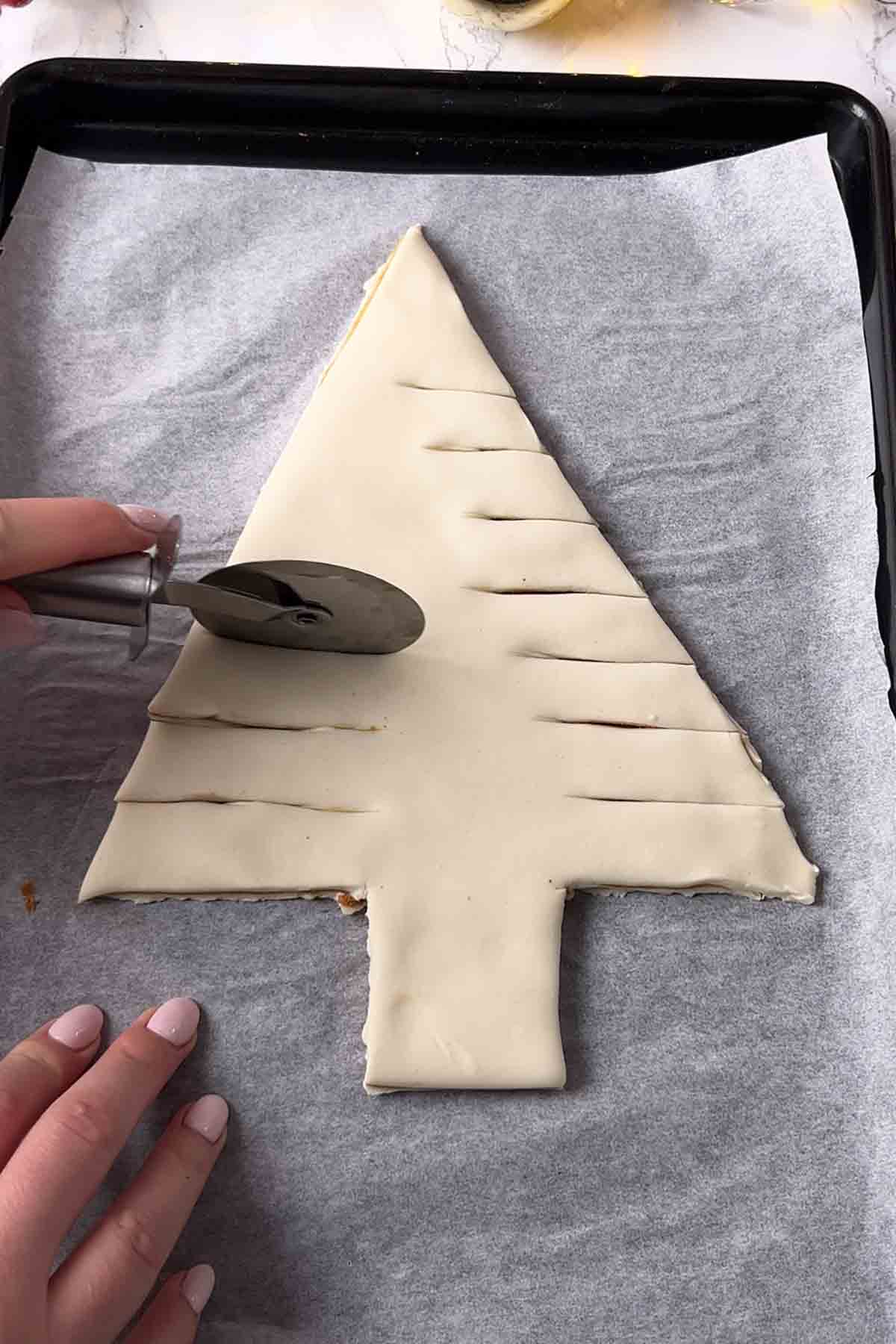 Biscoff Puff Pastry Christmas Tree
