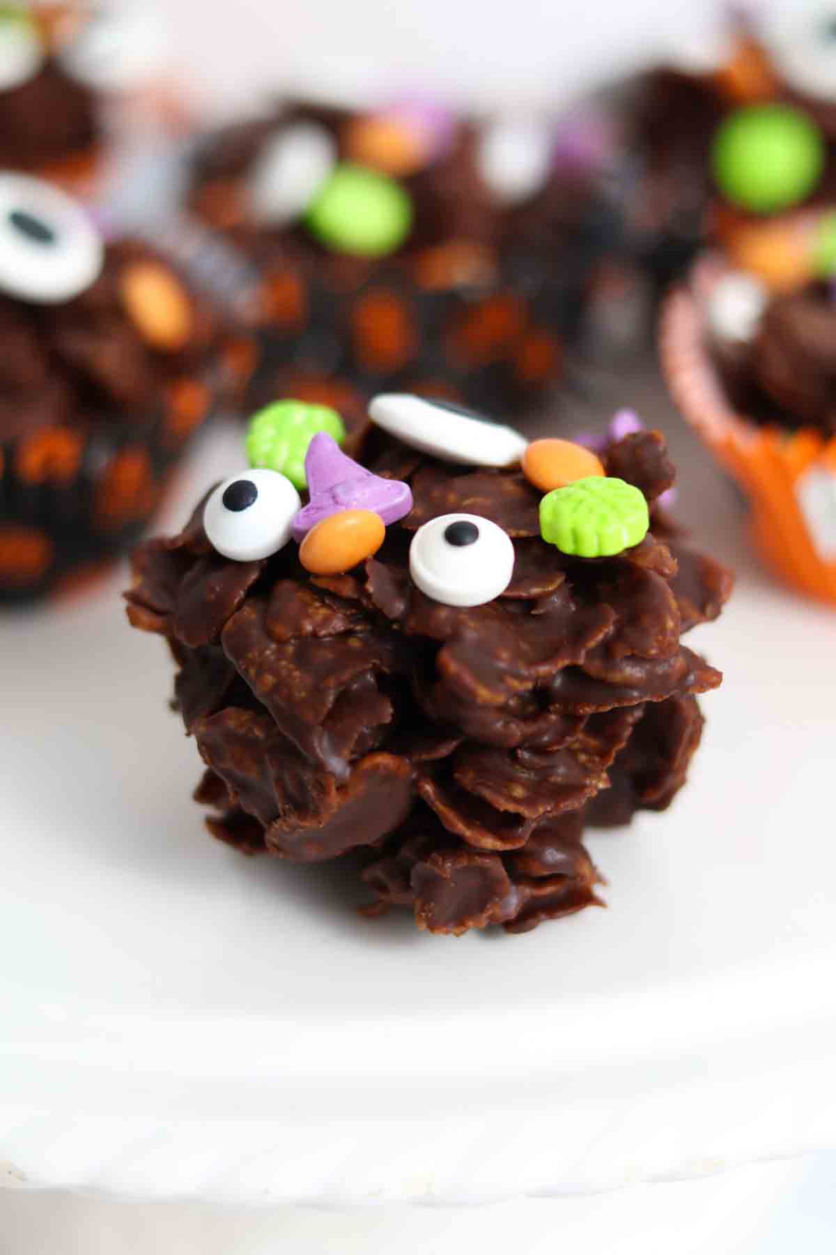 Halloween Cornflake Cakes